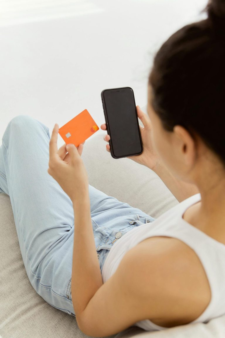 Capital One Credit Cards vs Credit One Bank Cards - Expensivity